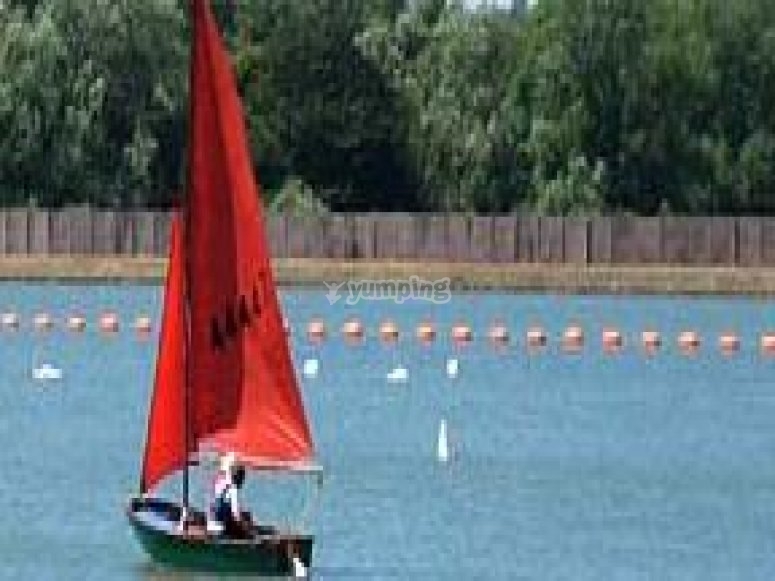 Reading Sailing Club, prices and bookings 2025 | Yumping