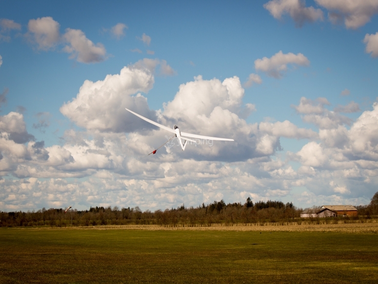 Three ways to launch a glider that you can find around the UK