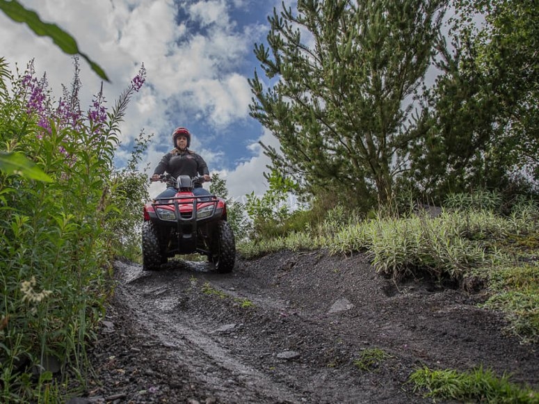 Dulais Valley Quads, prices and bookings 2026 | Yumping