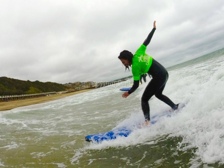 Bournemouth Surf School, prices and bookings 2025 | Yumping