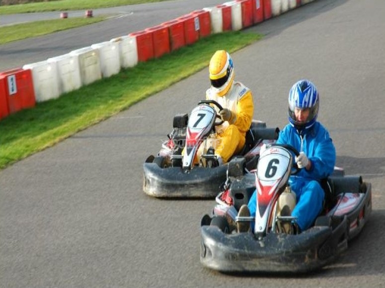 Sutton Circuit, prices and bookings 2025 | Yumping