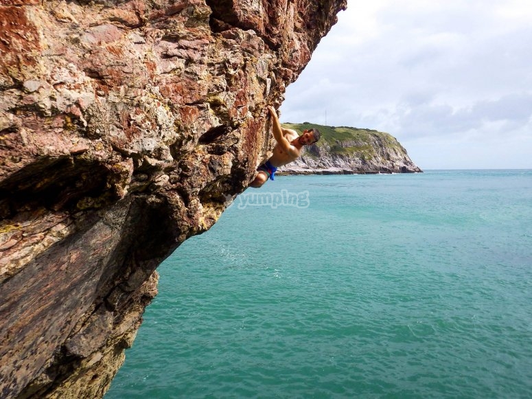 Summit Ascent, prices and bookings 2025 | Yumping