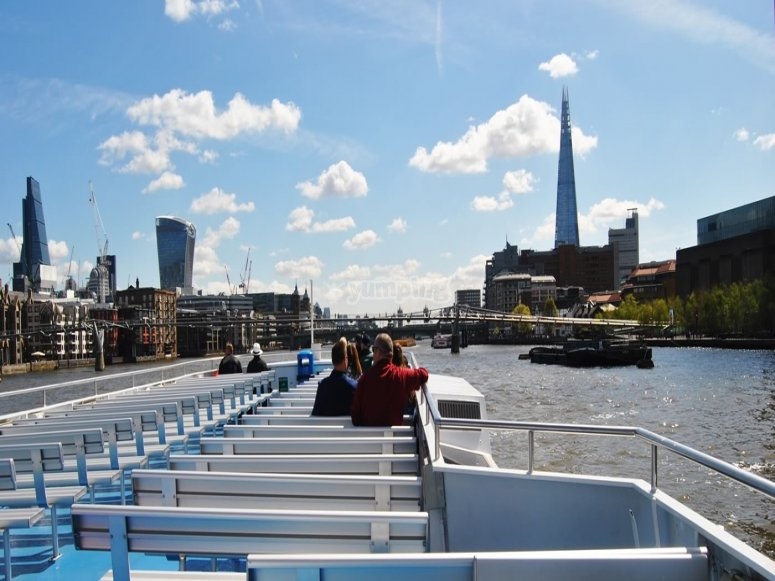 Crown River Cruises, prices and bookings 2026 | Yumping