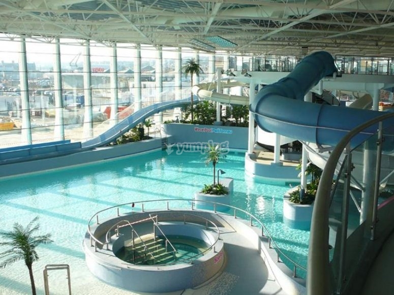 The LC2, prices and bookings 2024