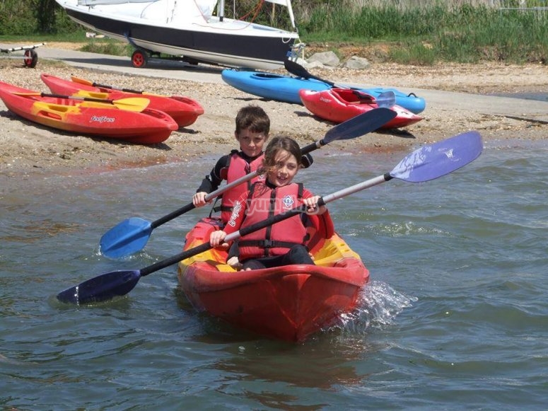 Double kayak in Dorset 1h from £18 | Yumping