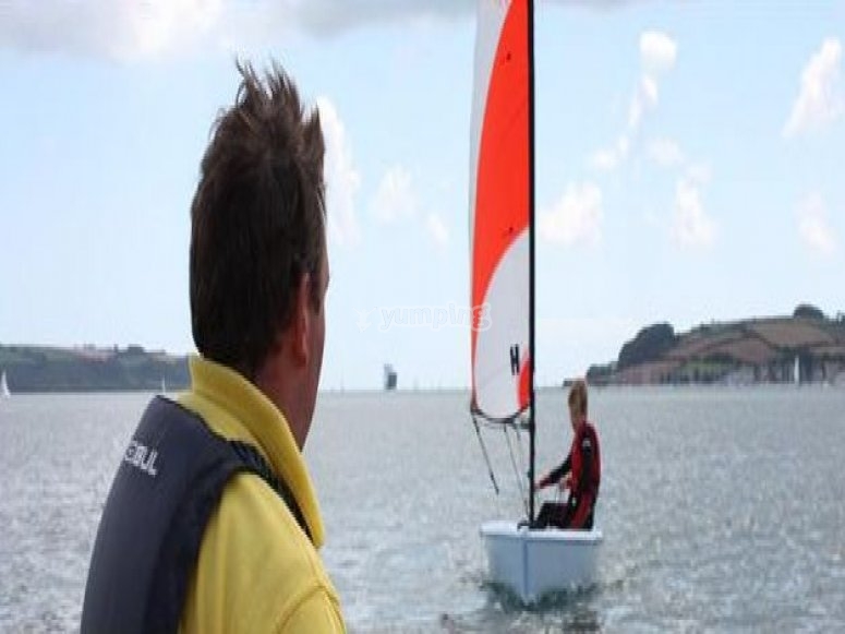 Loe Beach Watersport Centre & Boat Hire, prices and bookings 2025 | Yumping