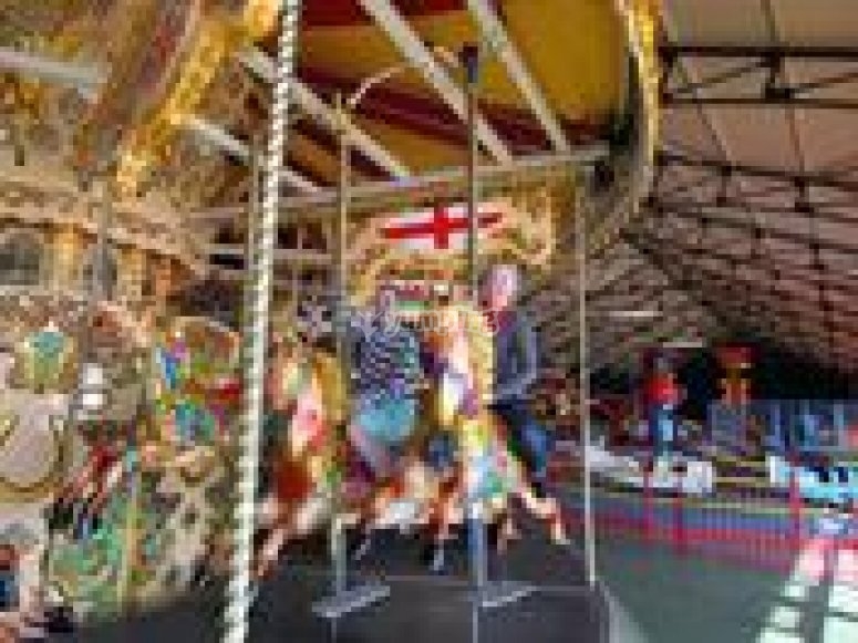 Walton Pier, prices and bookings 2025 | Yumping