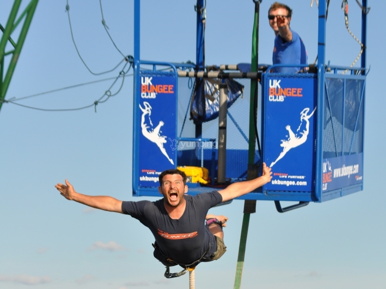 The UK Bungee Club Cliff Lakes Waterpark, prices and bookings 2025 ...