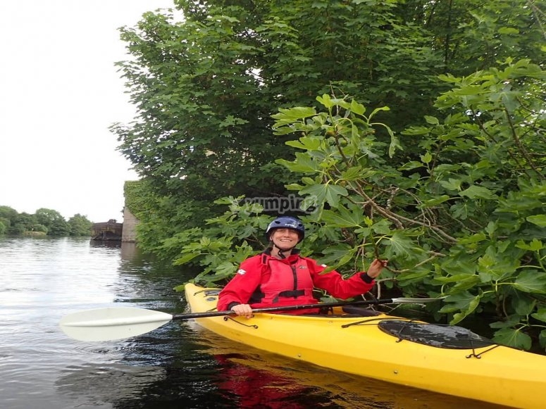 Tour en kayak para adultos (a partir de 16 años) en Lough Derg durante ...